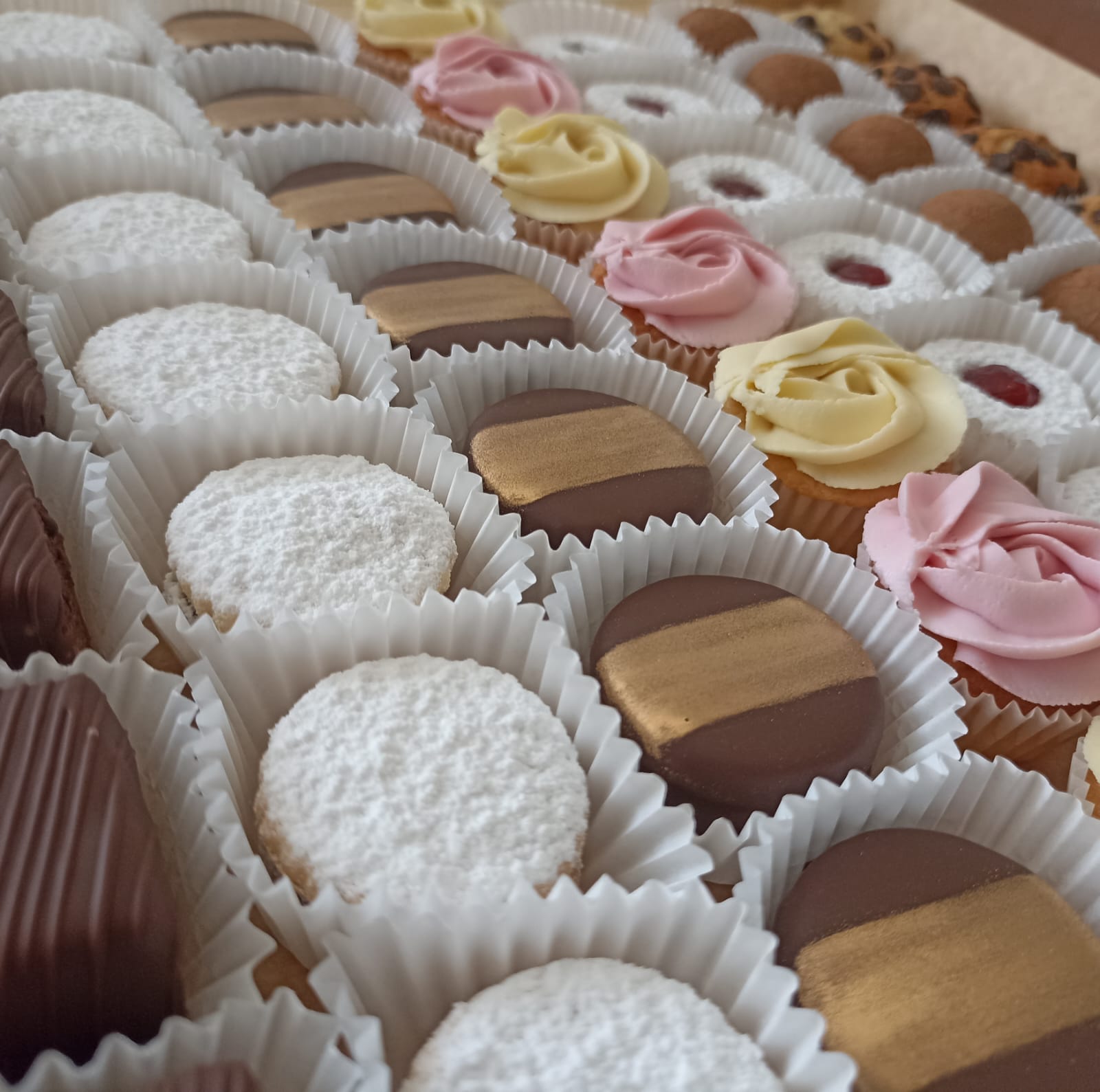 Postrecitos Viña | Mini Pastelitos: Alfajores, Brownies, Cupcakes y más